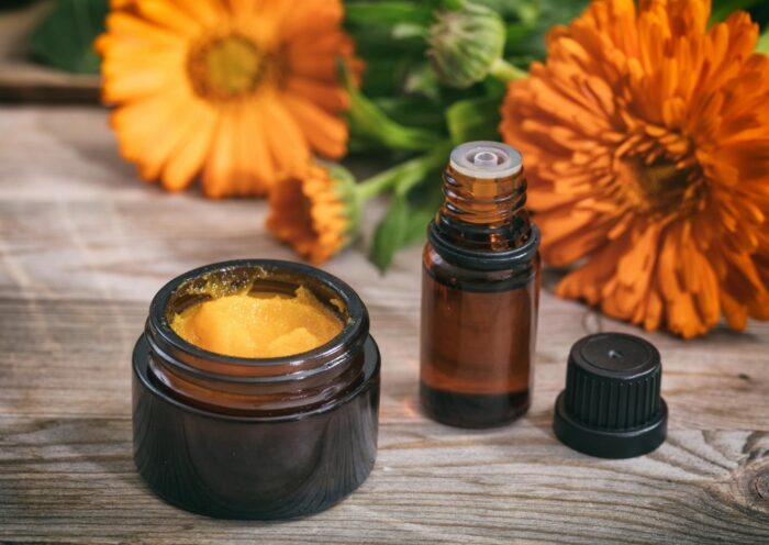 Salben herstellen - Rezept, Arten und Anwendung | Das Grüne Archiv